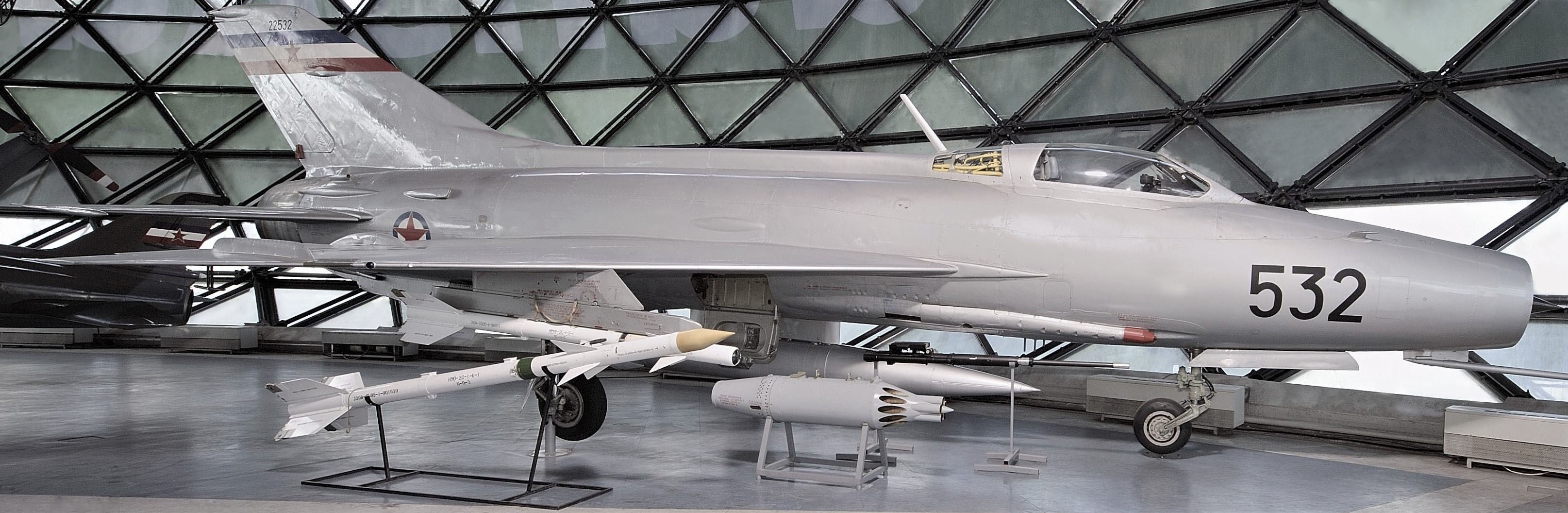 MiG-21 F-13 | Muzej vazduhoplovstva